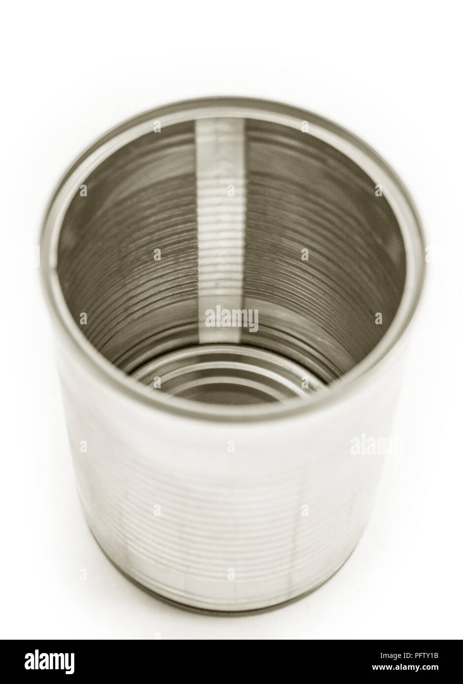 Tinned food production hi-res stock photography and images - Alamy