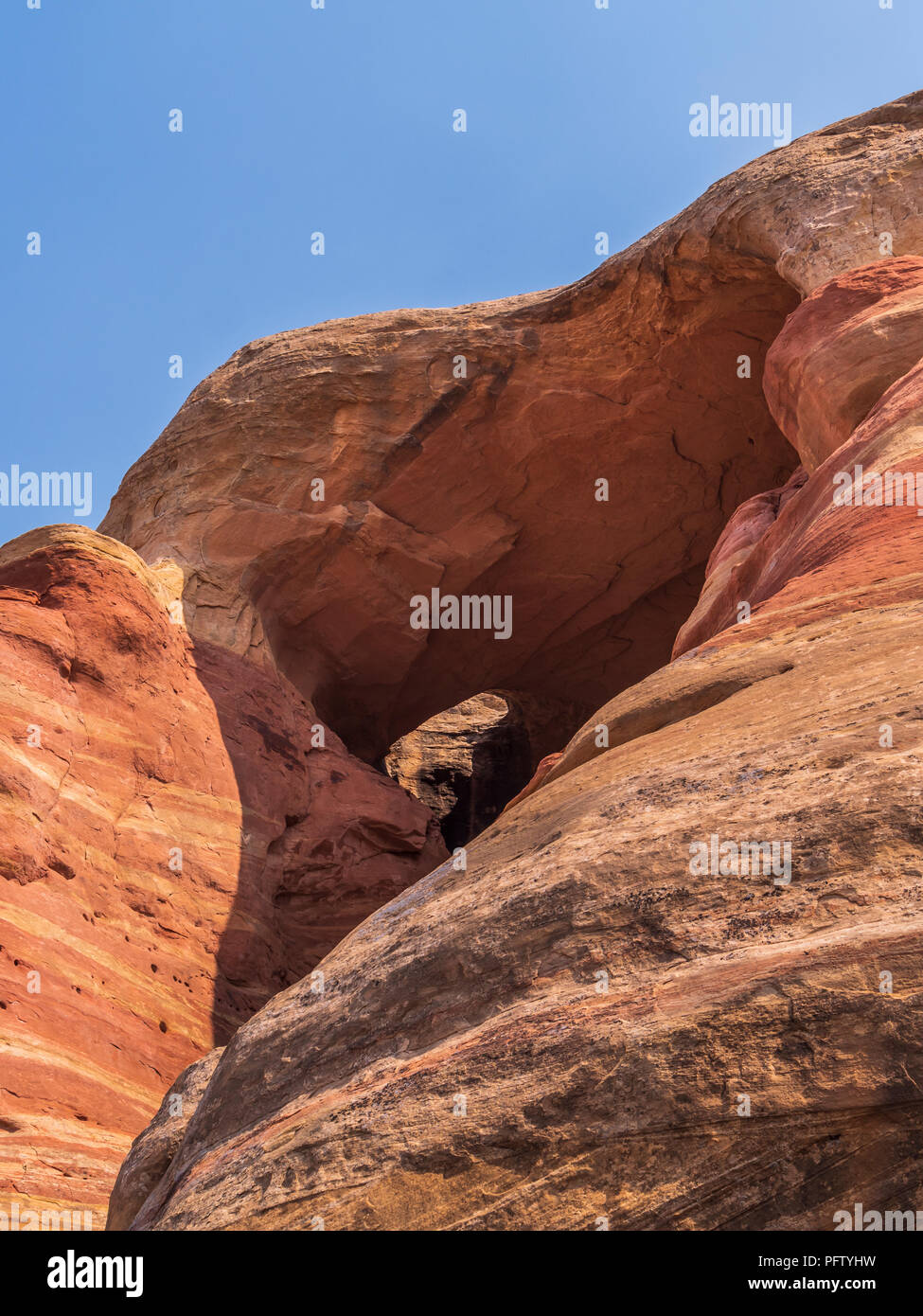 Seeping Arch, Rattlesnake Canyon, Black Ridge Wilderness Area, McInnis ...