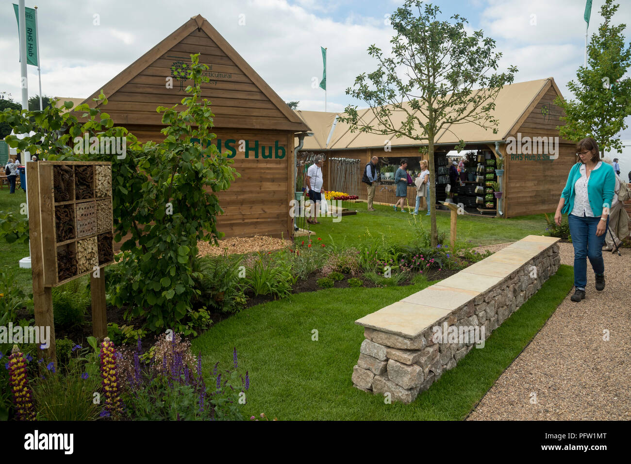 Rhs hub hi-res stock photography and images - Alamy