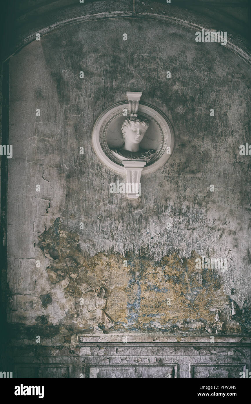 Luxury white wall design bas relief hi-res stock photography and images ...