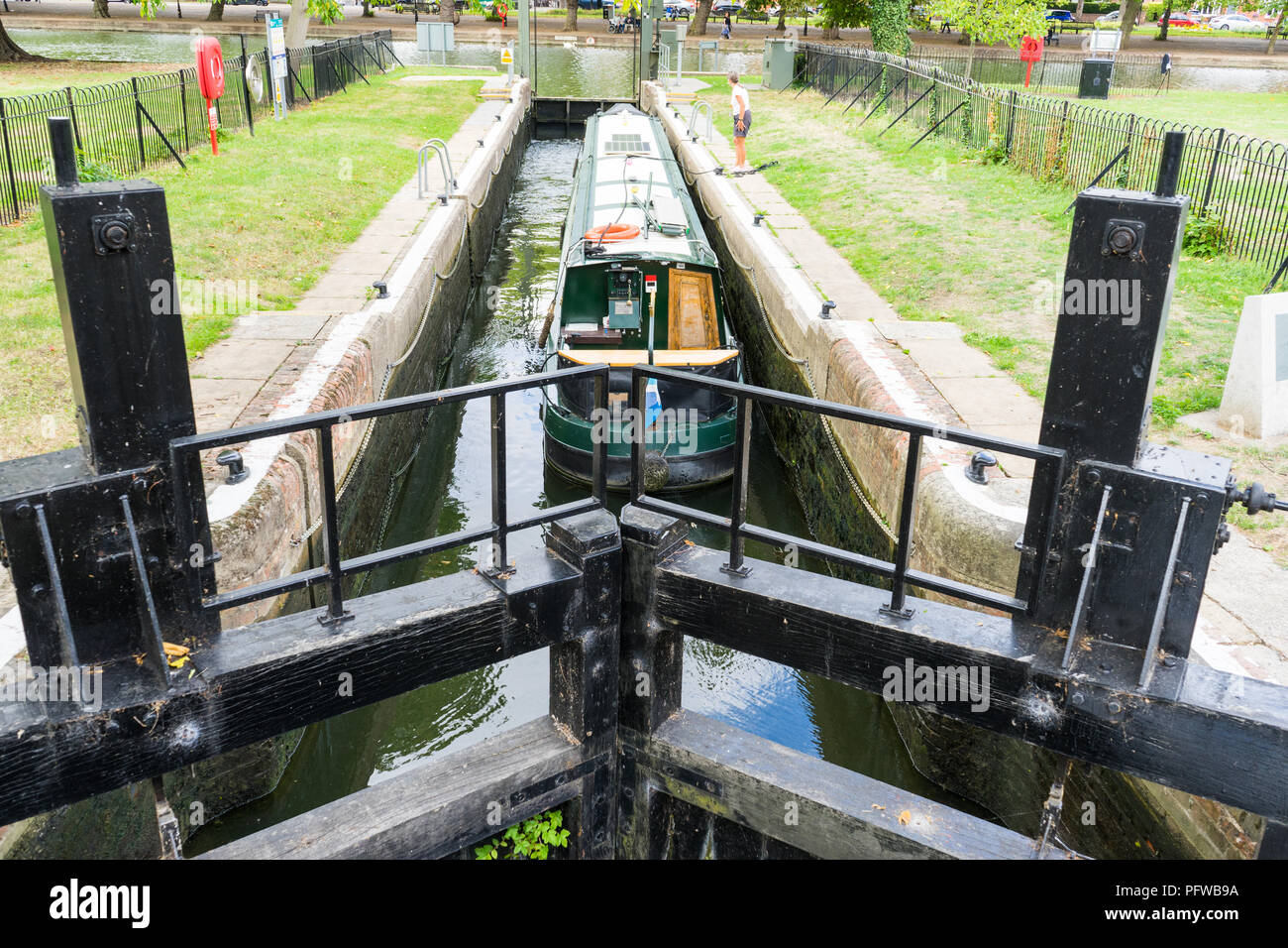river boat lock on the river ouse bedford waterway Stock Photo - Alamy