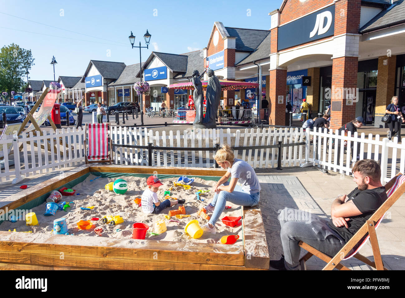 Central Staines High Resolution Stock Photography and Images - Alamy