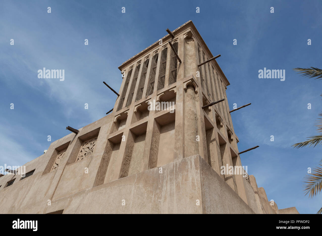 Traditional uae windtower hi-res stock photography and images - Alamy