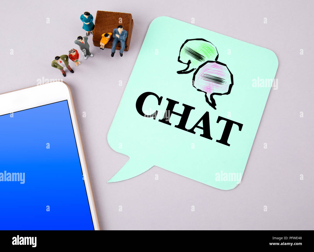 Live chat concept text hi-res stock photography and images - Alamy