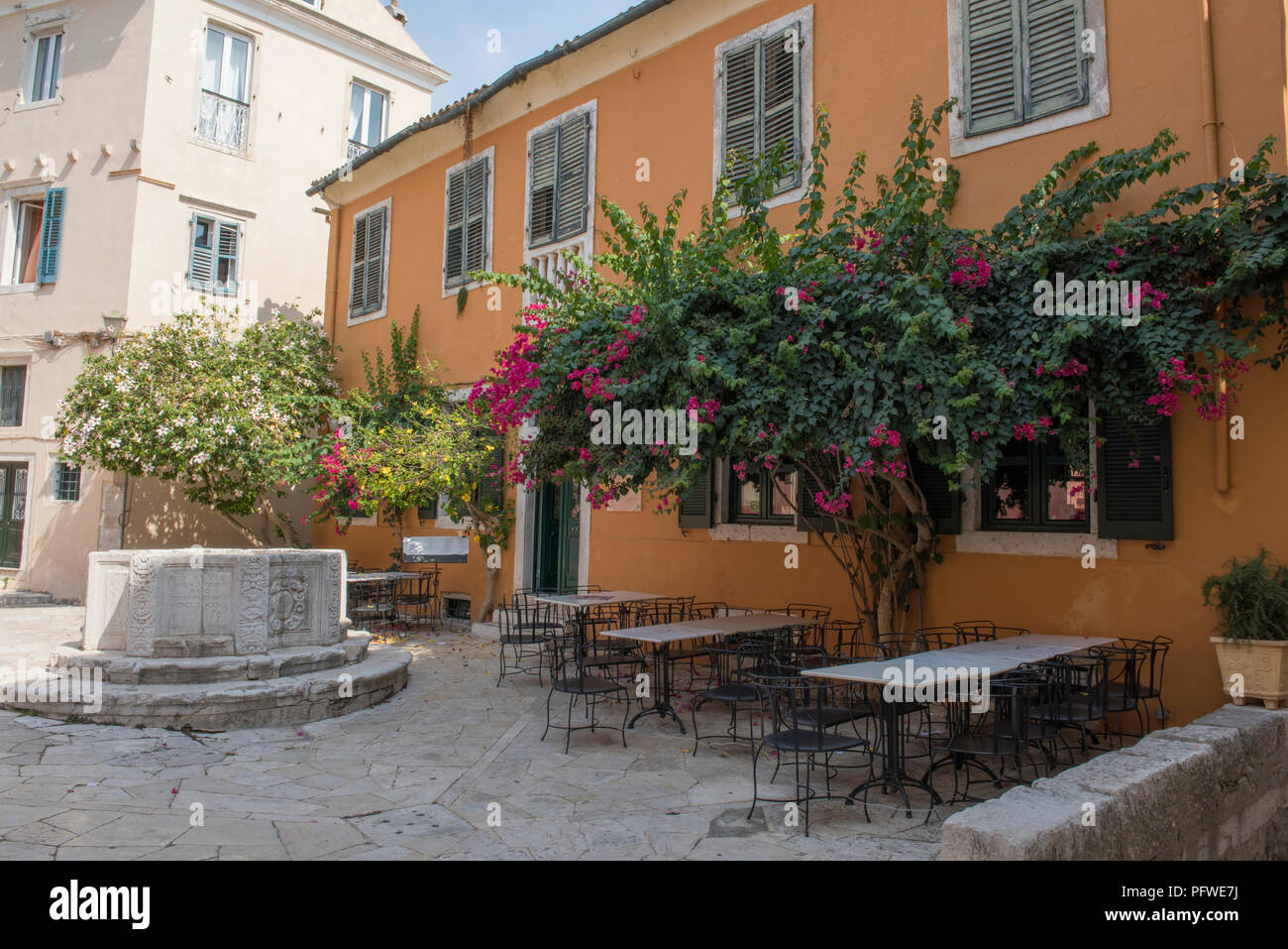 Ventian architecture hi-res stock photography and images - Alamy