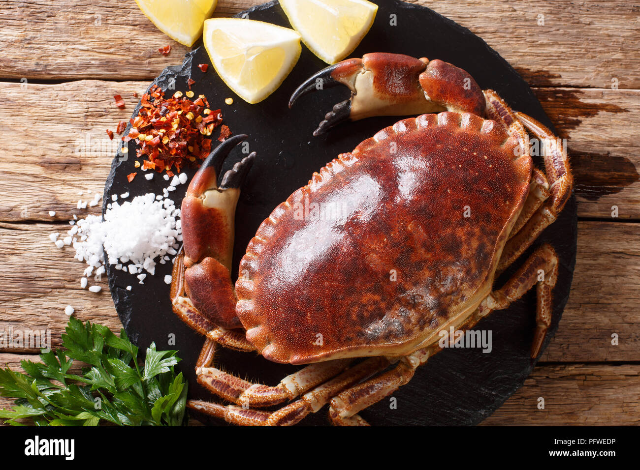 Brown crab hi-res stock photography and images - Alamy