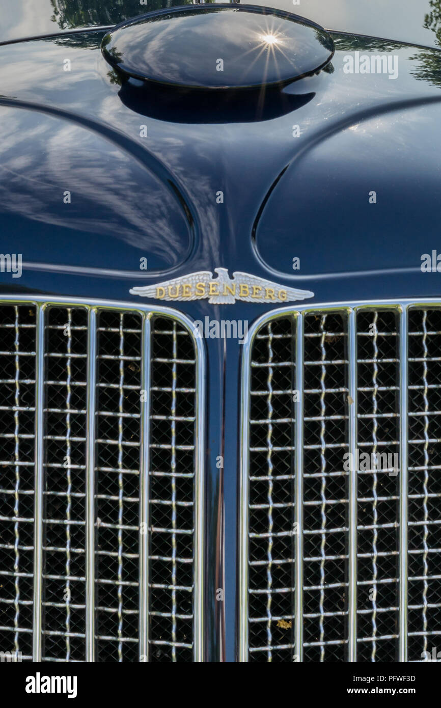 Duesenberg car emblem hi-res stock photography and images - Alamy