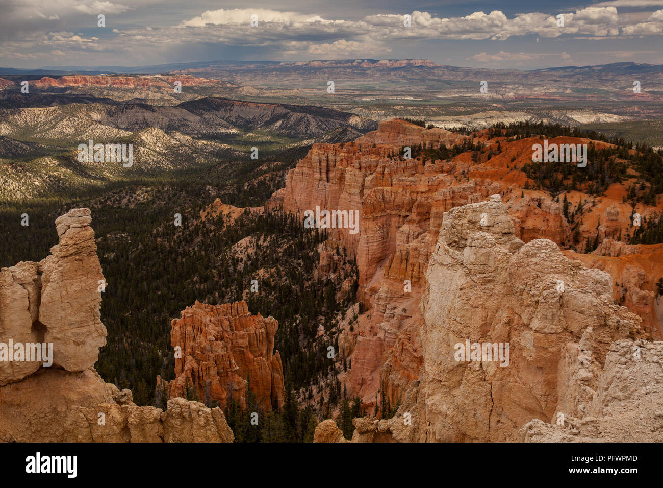Rainbow point bryce canyon hi-res stock photography and images - Alamy