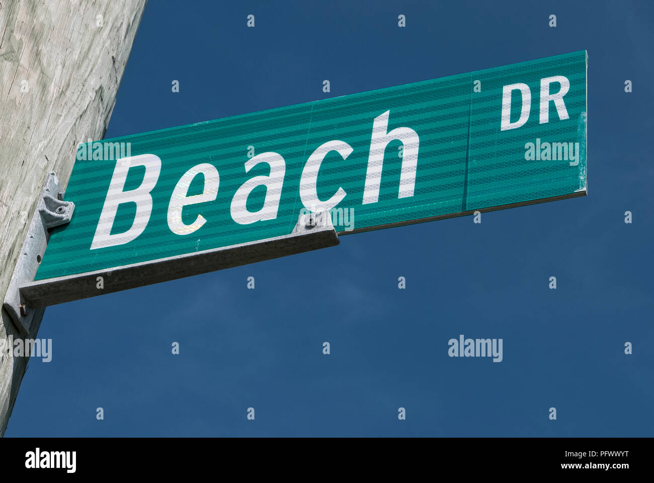 26-08-16. Stratford, Connecticut, USA. Street sign. Photo: © Simon ...