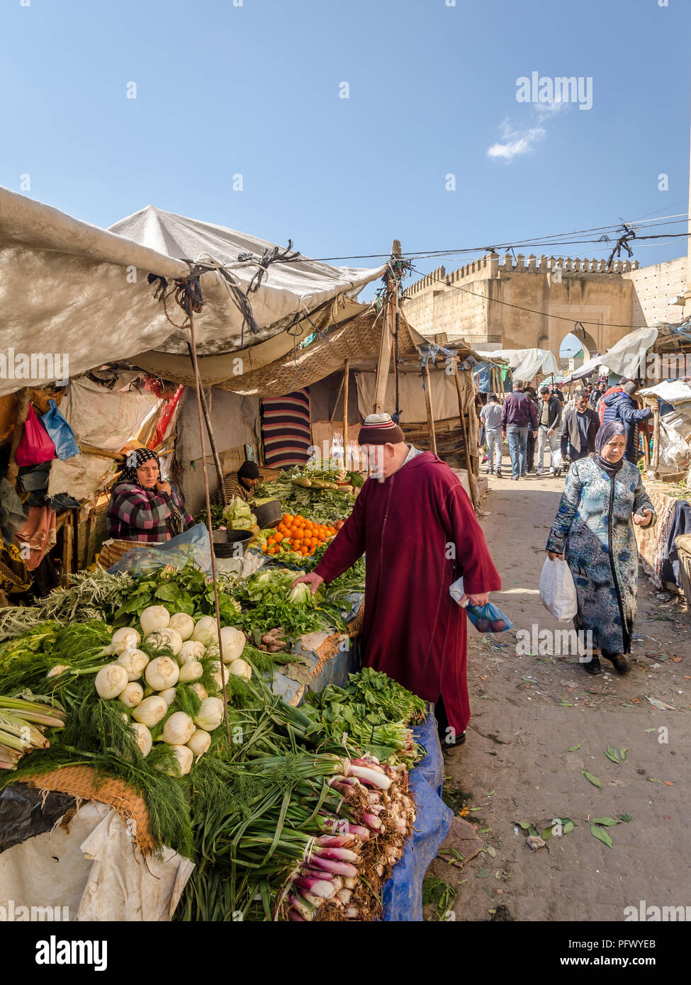Fes market fruit gate hi-res stock photography and images - Alamy