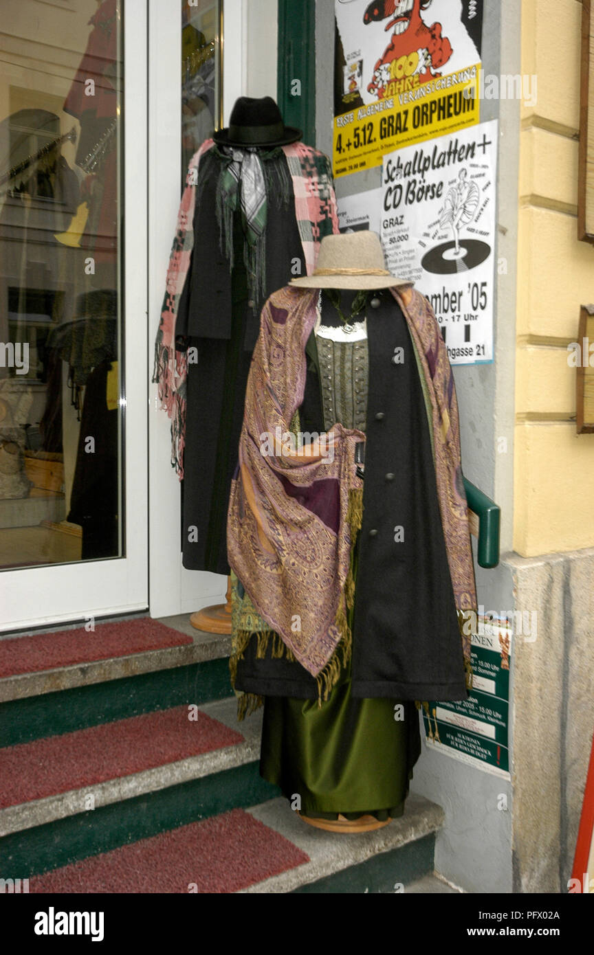 Austrian clothes hi-res stock photography and images - Alamy