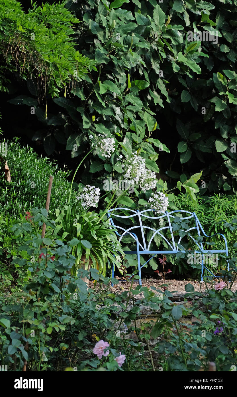 Kiftsgate court hi-res stock photography and images - Alamy