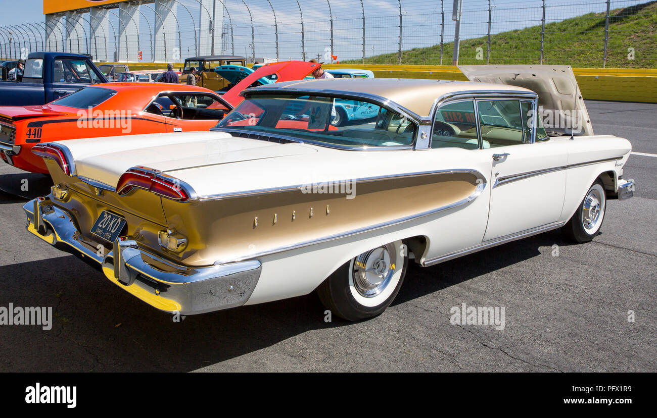 Old edsel hi-res stock photography and images - Alamy