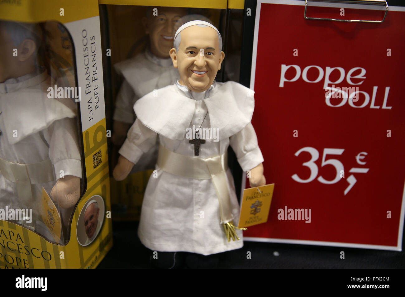 Limited edition pope dolls hi-res stock photography and images - Alamy