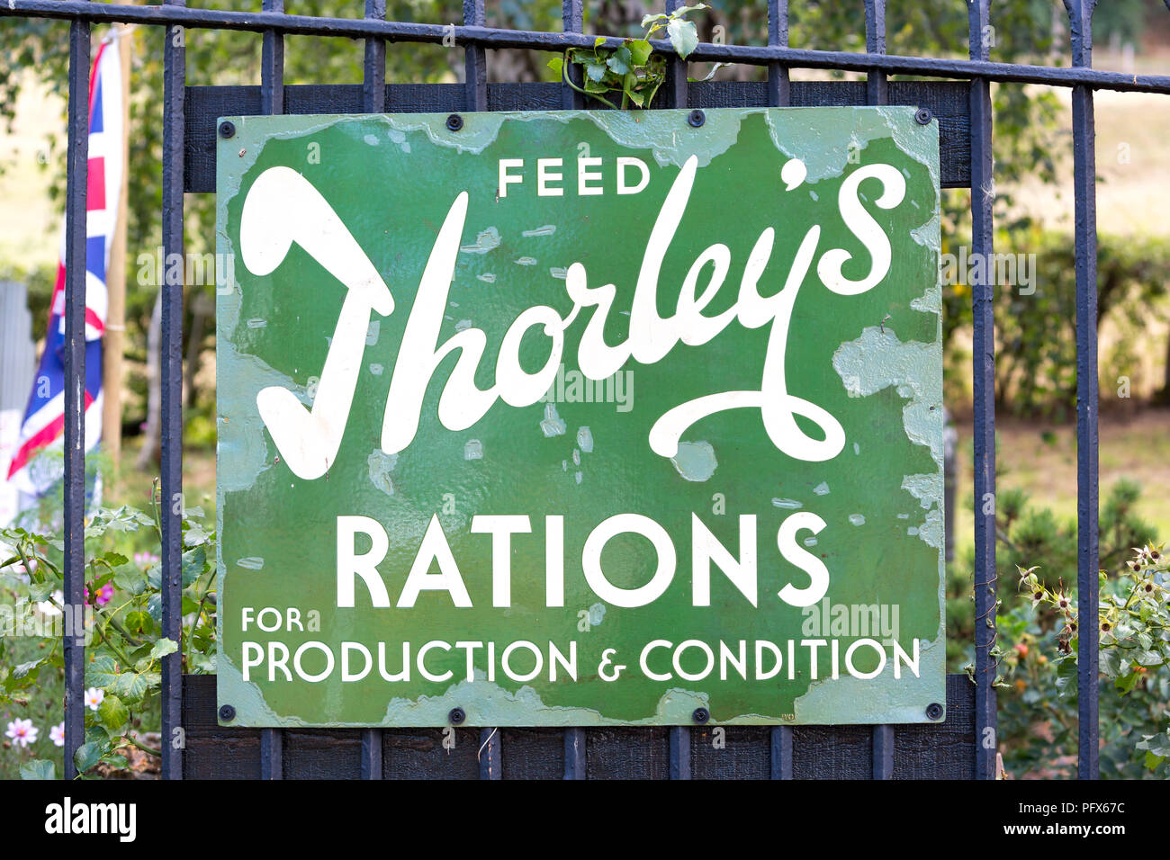 Vintage farming posters hi-res stock photography and images - Alamy