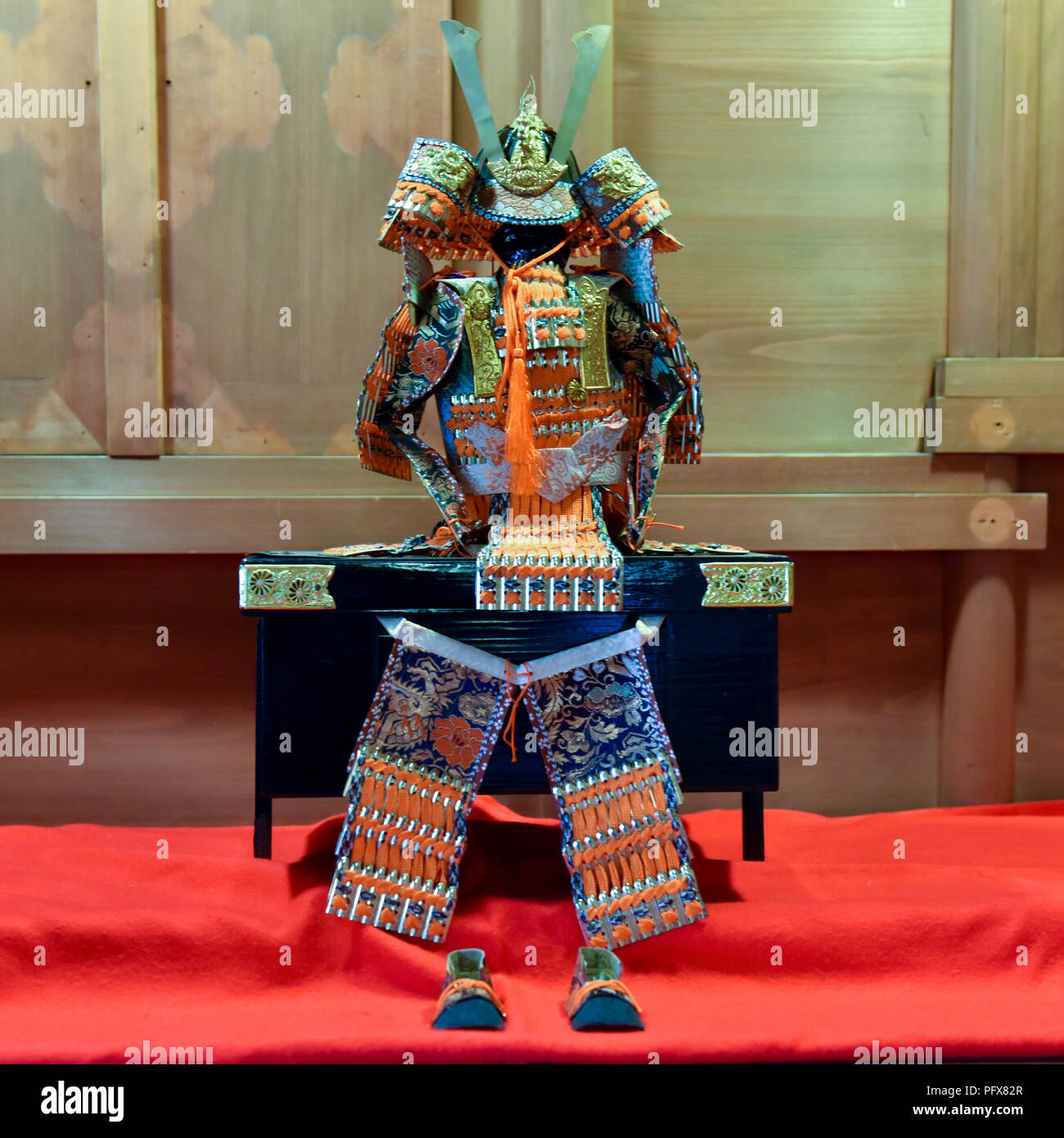 Samurai warrior hi-res stock photography and images - Alamy