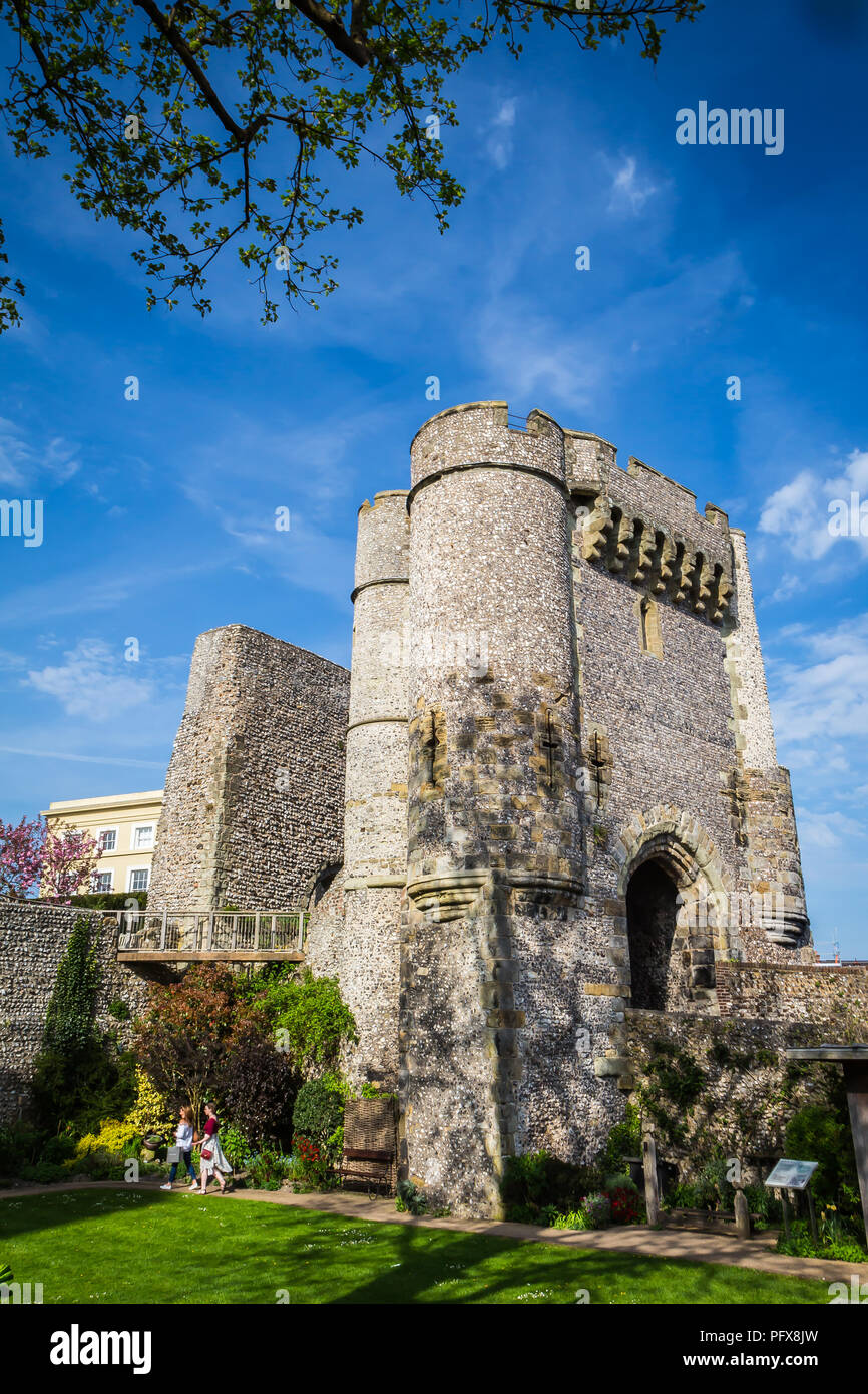 Lewescastle hi-res stock photography and images - Alamy