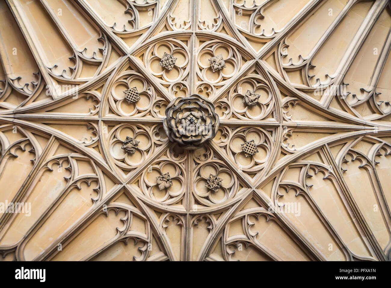 Hampton court palace interior hi-res stock photography and images - Alamy