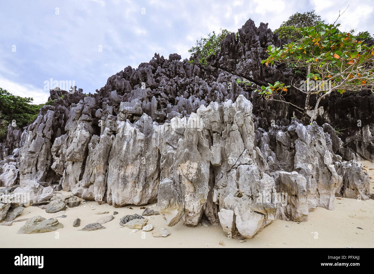 Limestone Rock Outcrops - Caramoan, Camarines Sur, Philippines Stock ...