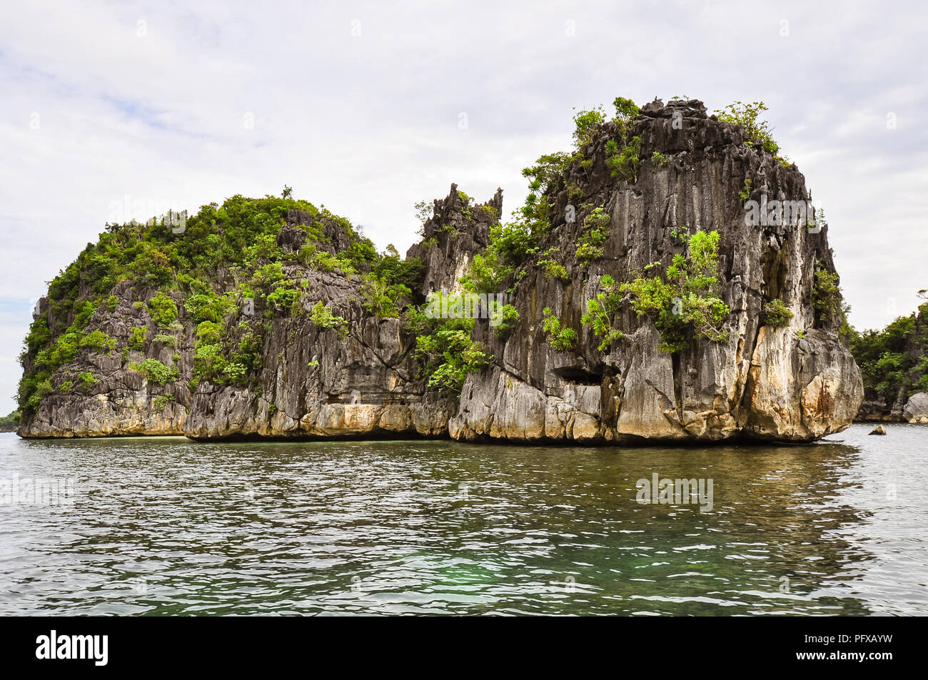 Rock outcrops hi-res stock photography and images - Alamy