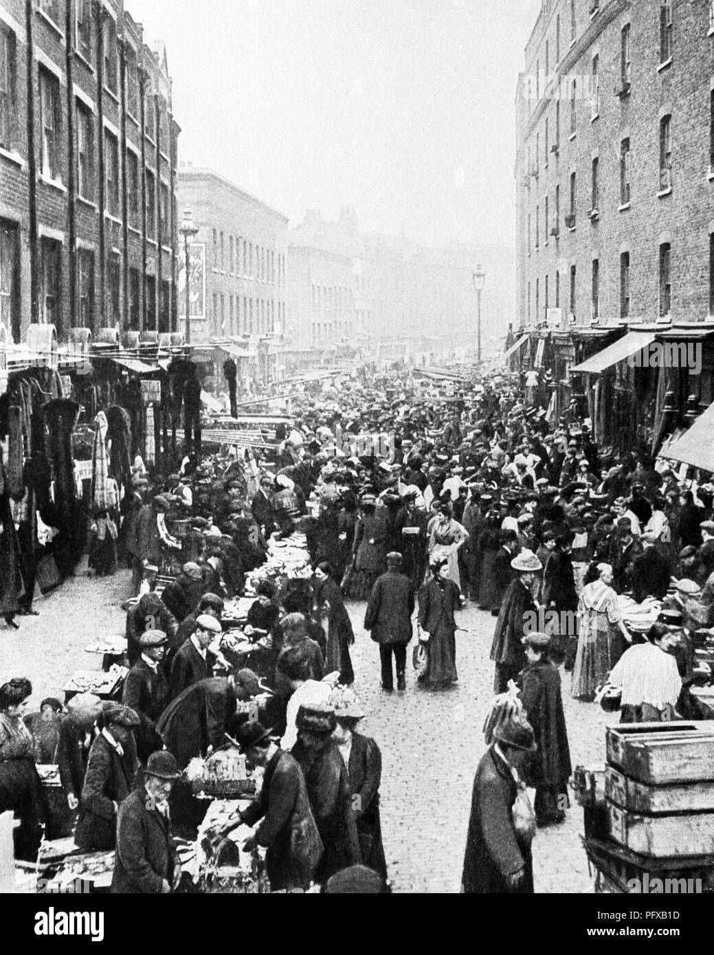 Whitechapel Market, London, early 1900s Stock Photo - Alamy