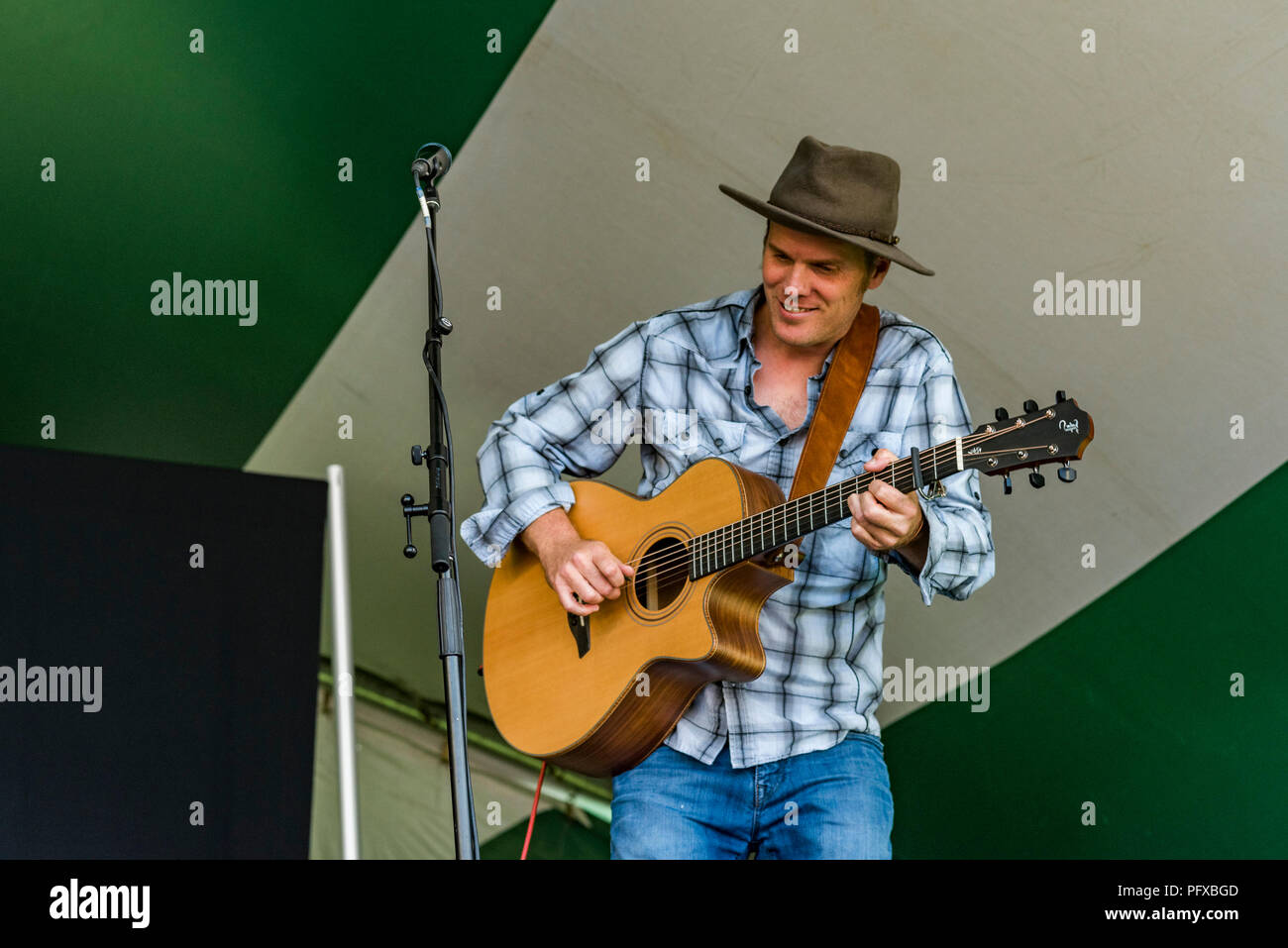 Dave Gunning, Canmore Folk Music Festival, Canmore, Alberta, Canada ...