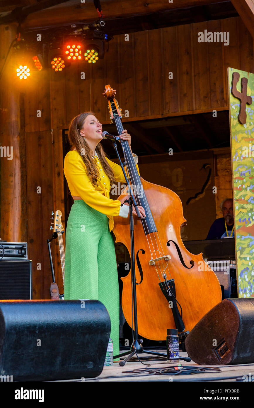 Lindsay lou hi-res stock photography and images - Alamy