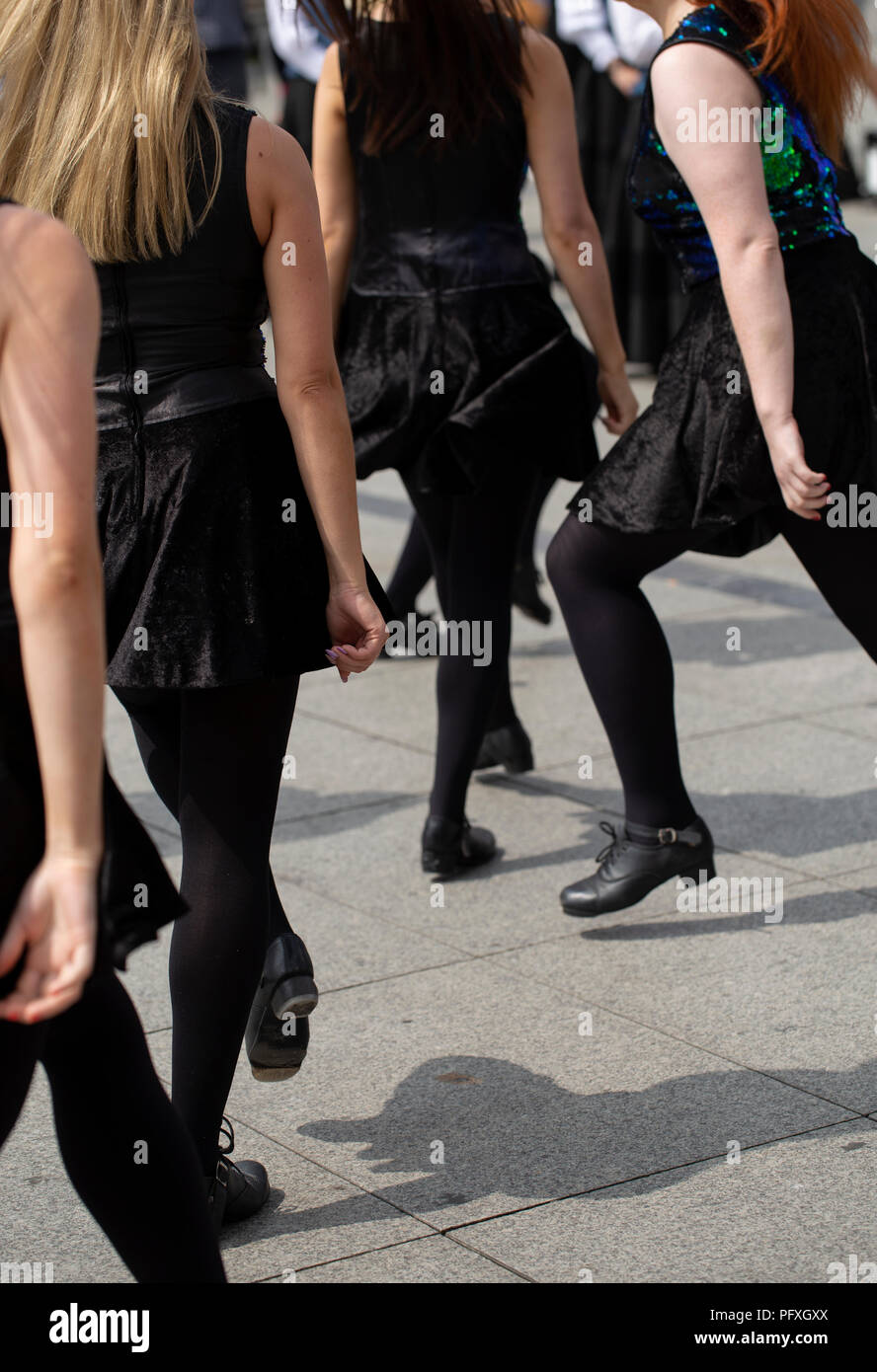 Irish dancers legs hi-res stock photography and images - Alamy