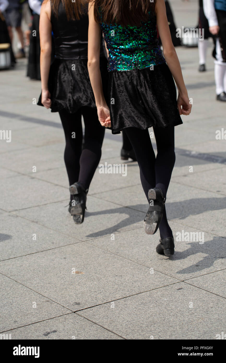 Irish dancers legs hi-res stock photography and images - Alamy