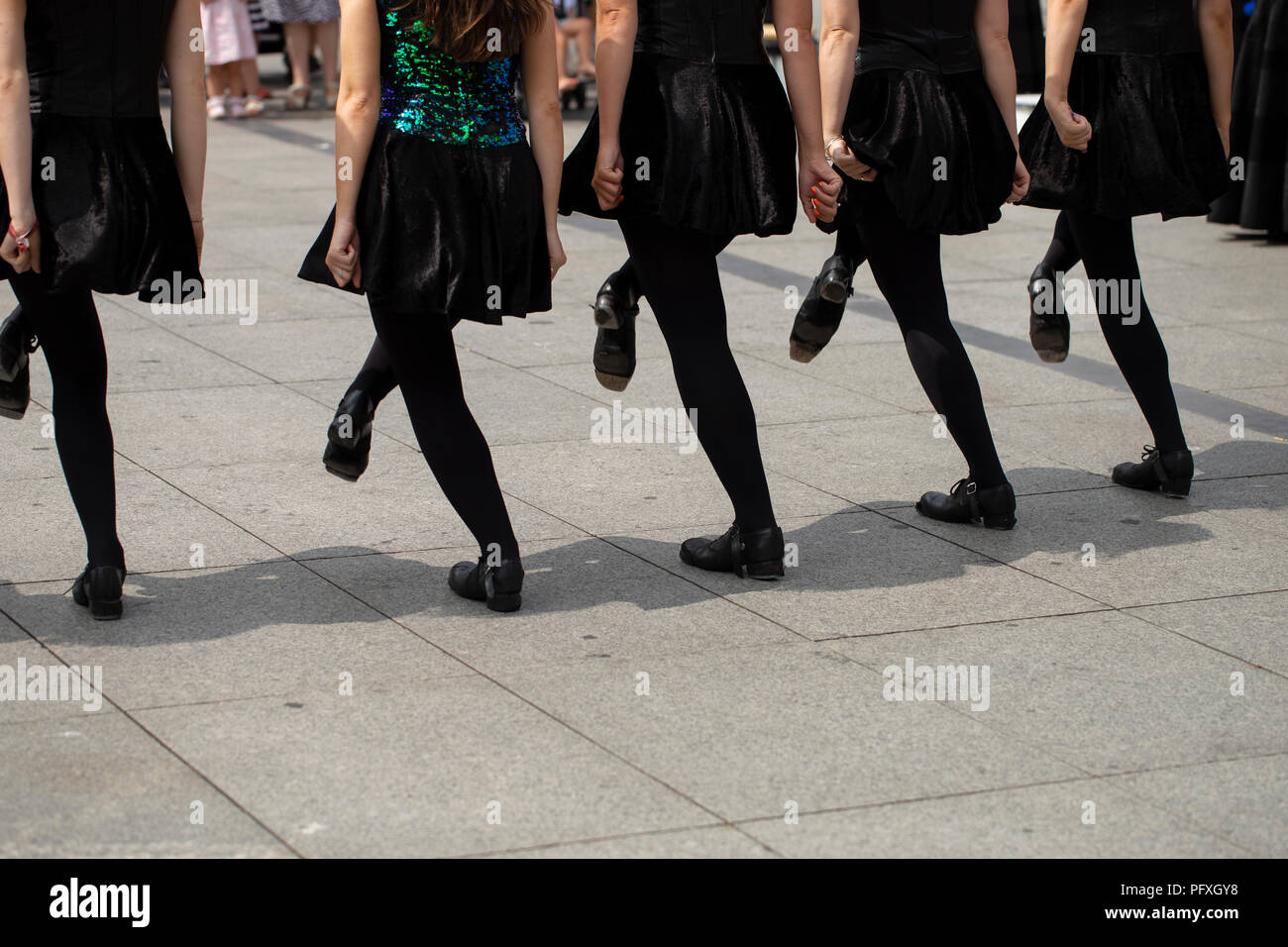 Irish dancers legs hi-res stock photography and images - Alamy