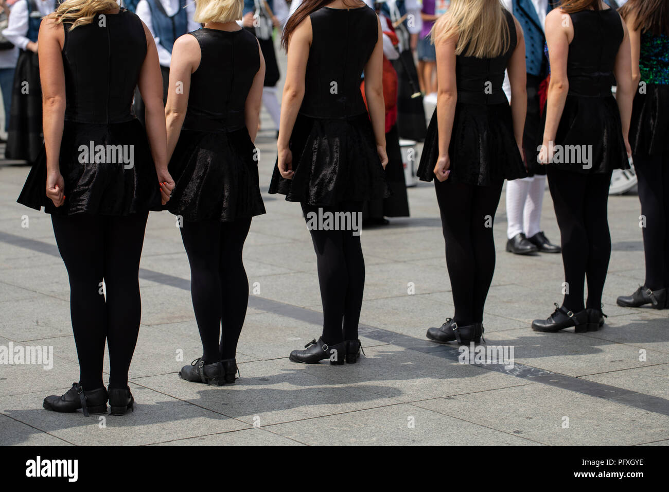 Irish dancers legs hi-res stock photography and images - Alamy