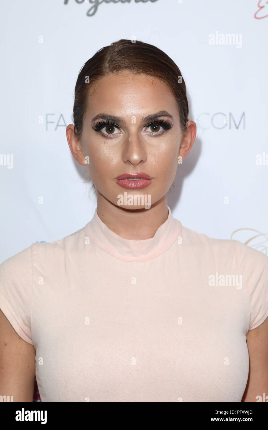 Babes in Toyland - Support Our Troops event in Hollywood, United States ...