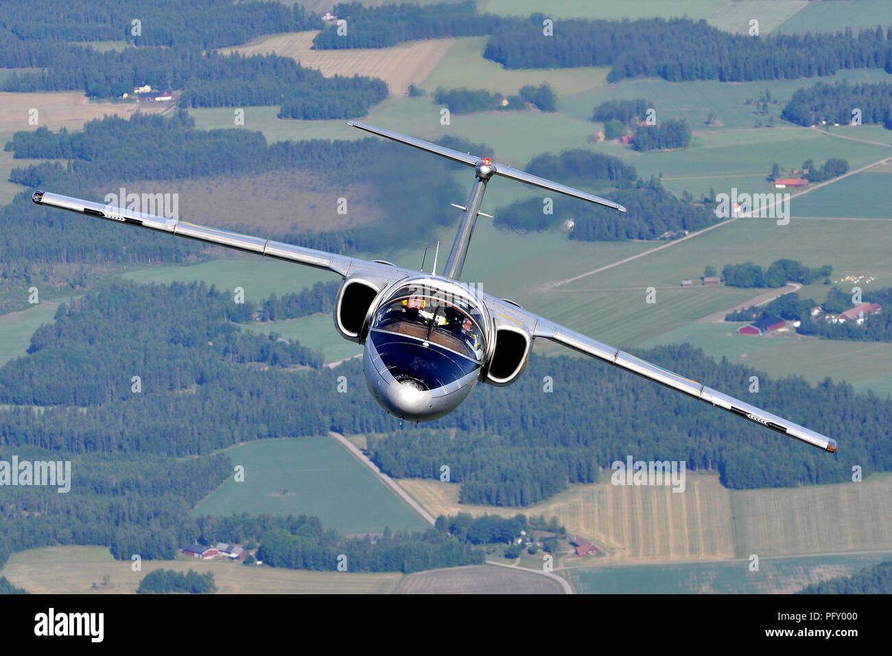 SAAB SK-60 (SAAB 105) SE-DXG OF THE SWEDISH AIR FORCE HISTORIC FLIGHT ...