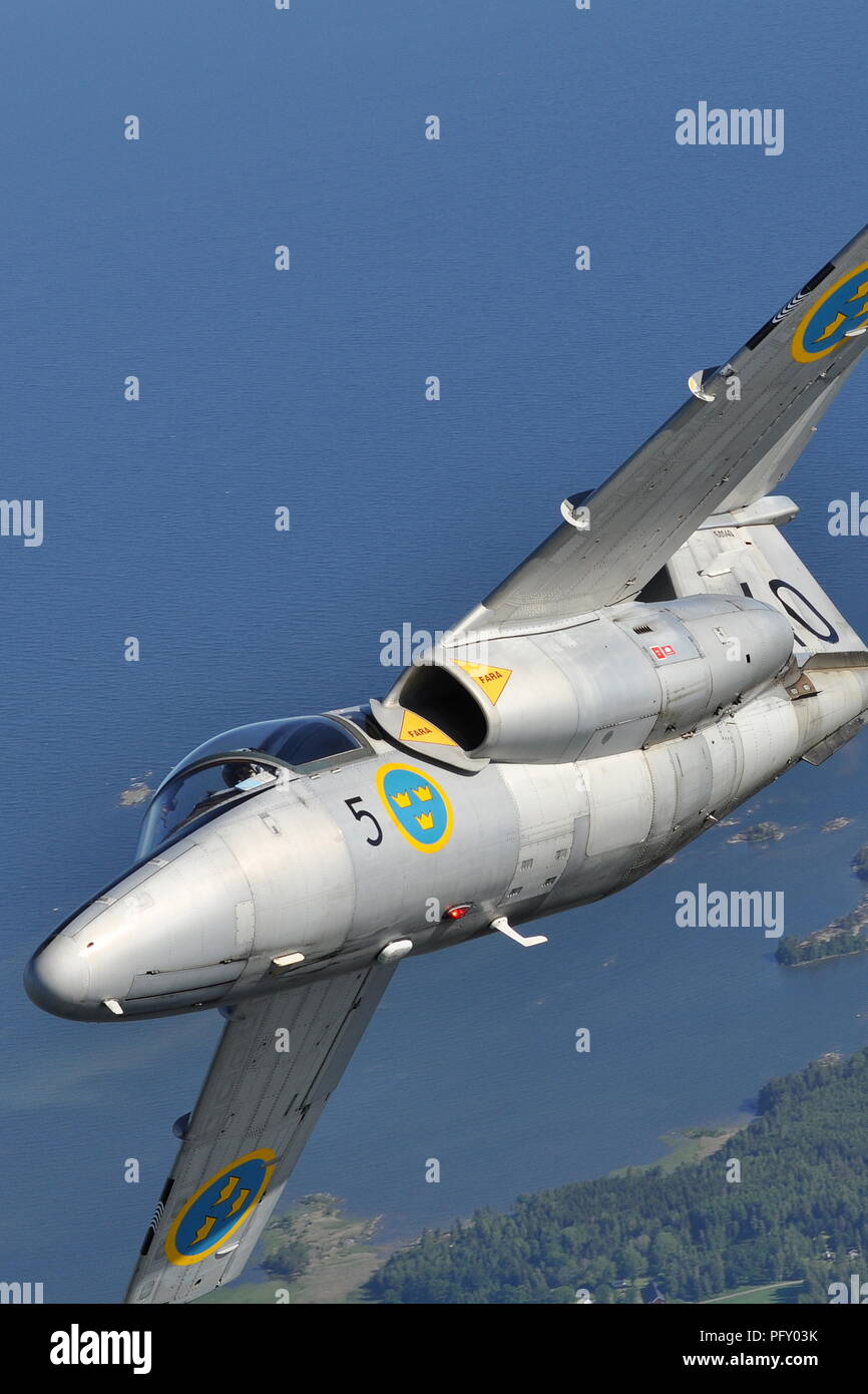 SAAB SK-60 (SAAB 105) SE-DXG OF THE SWEDISH AIR FORCE HISTORIC FLIGHT ...