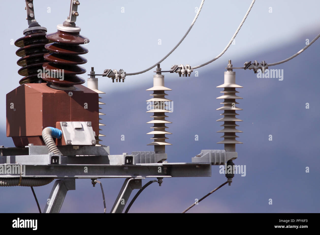 Detailed image of power lines and connections Stock Photo - Alamy