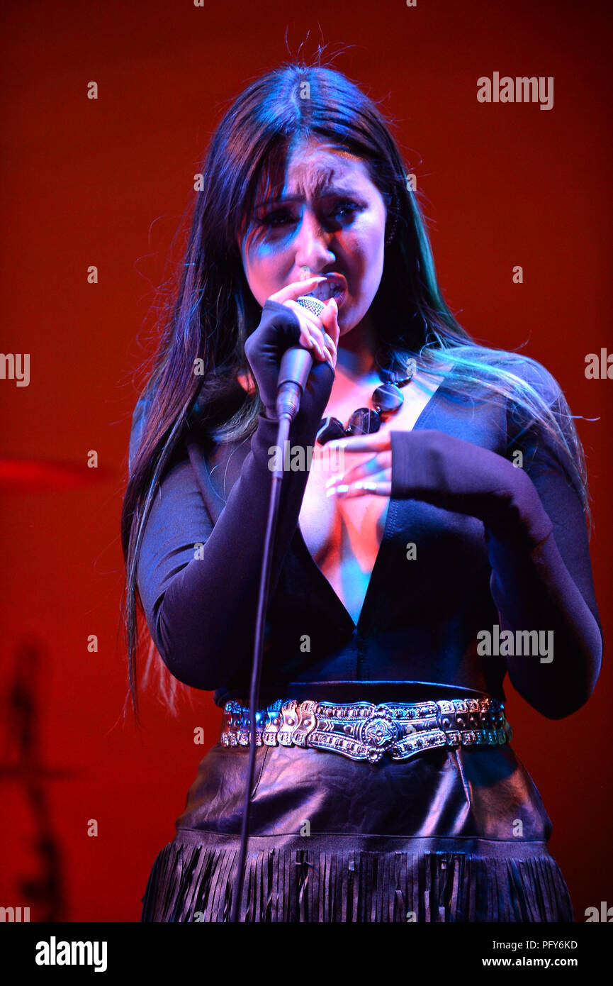 American Idol finalist Michelle Sussett performs on stage at B all and ...