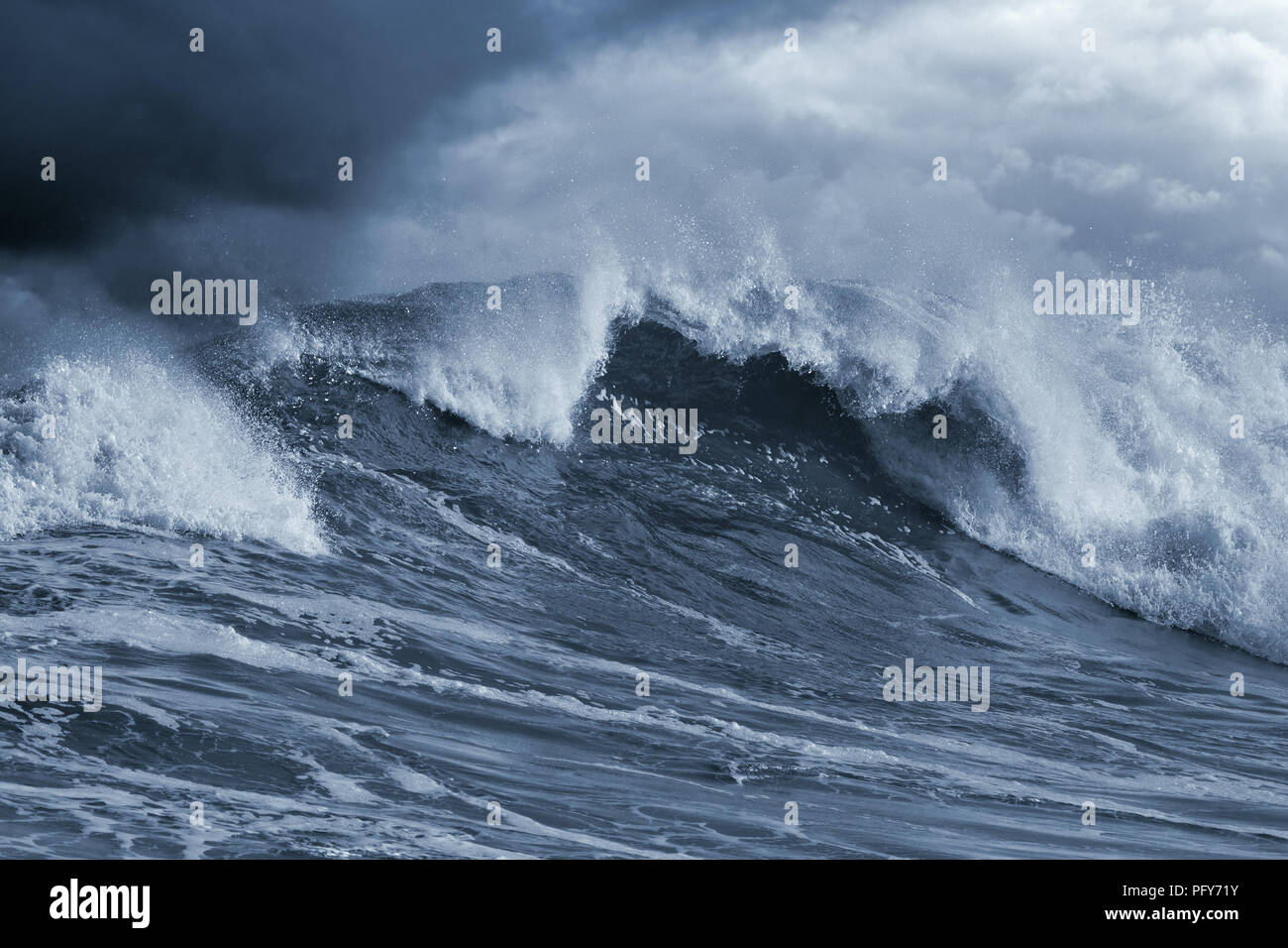 Scary Big Waves High Resolution Stock Photography and Images - Alamy