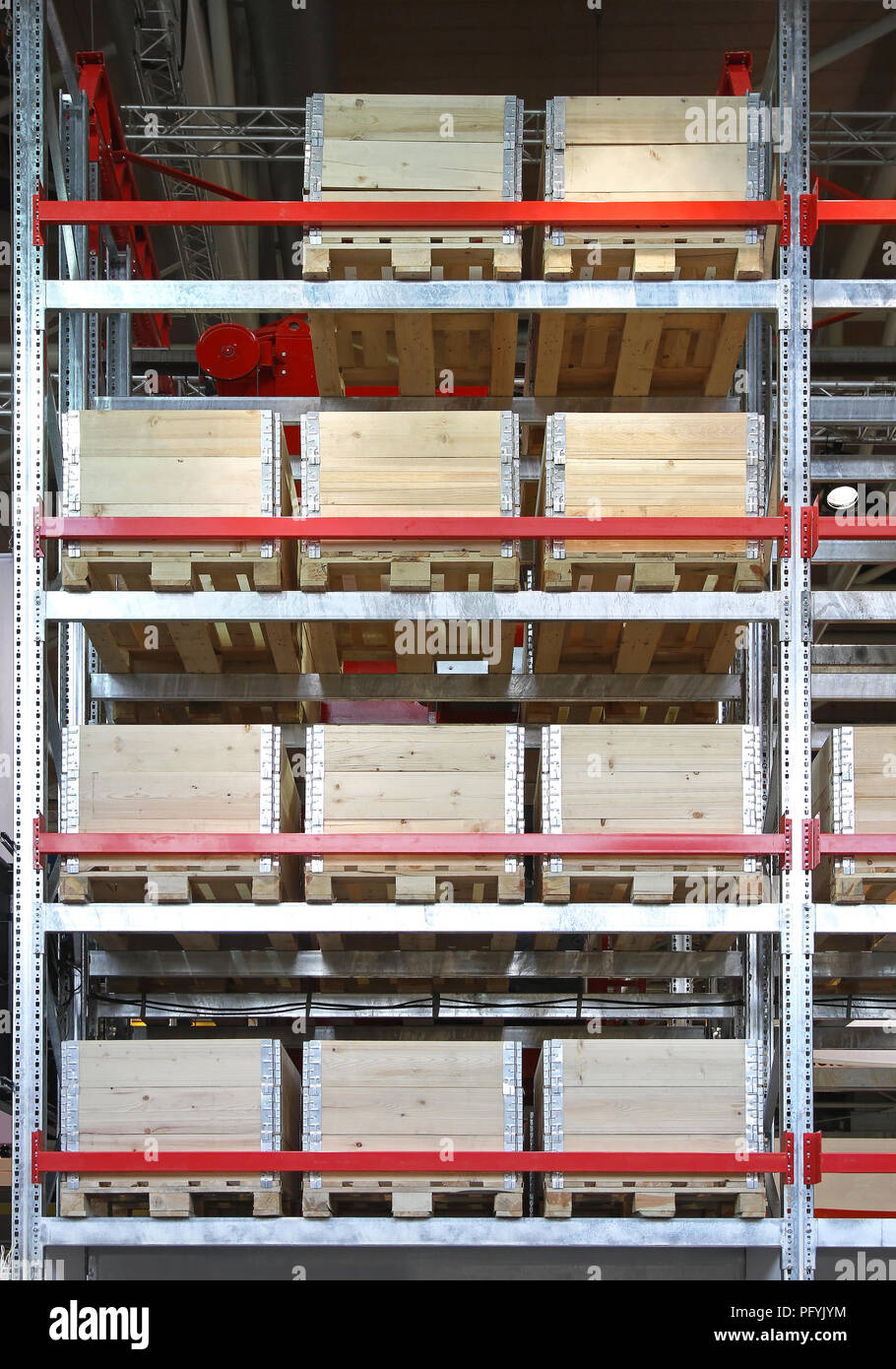 Wooden shipping boxes with pallets in warehouse shelving Stock Photo ...