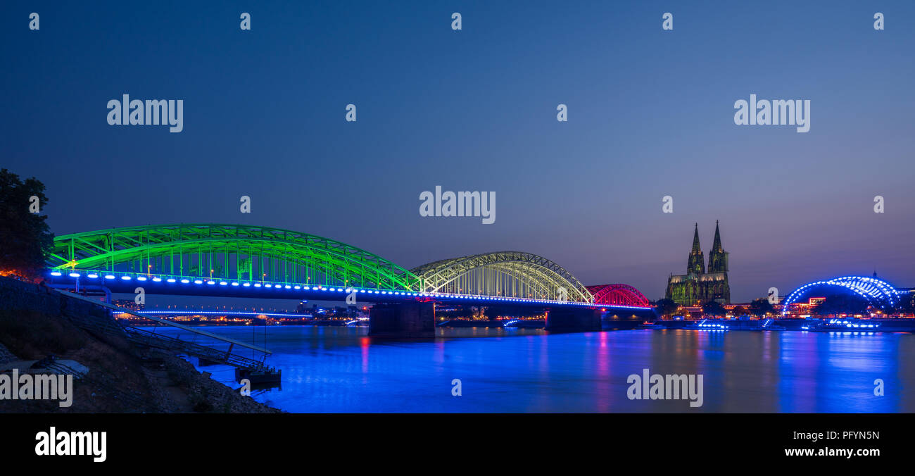Cologne nightlife hi-res stock photography and images - Alamy