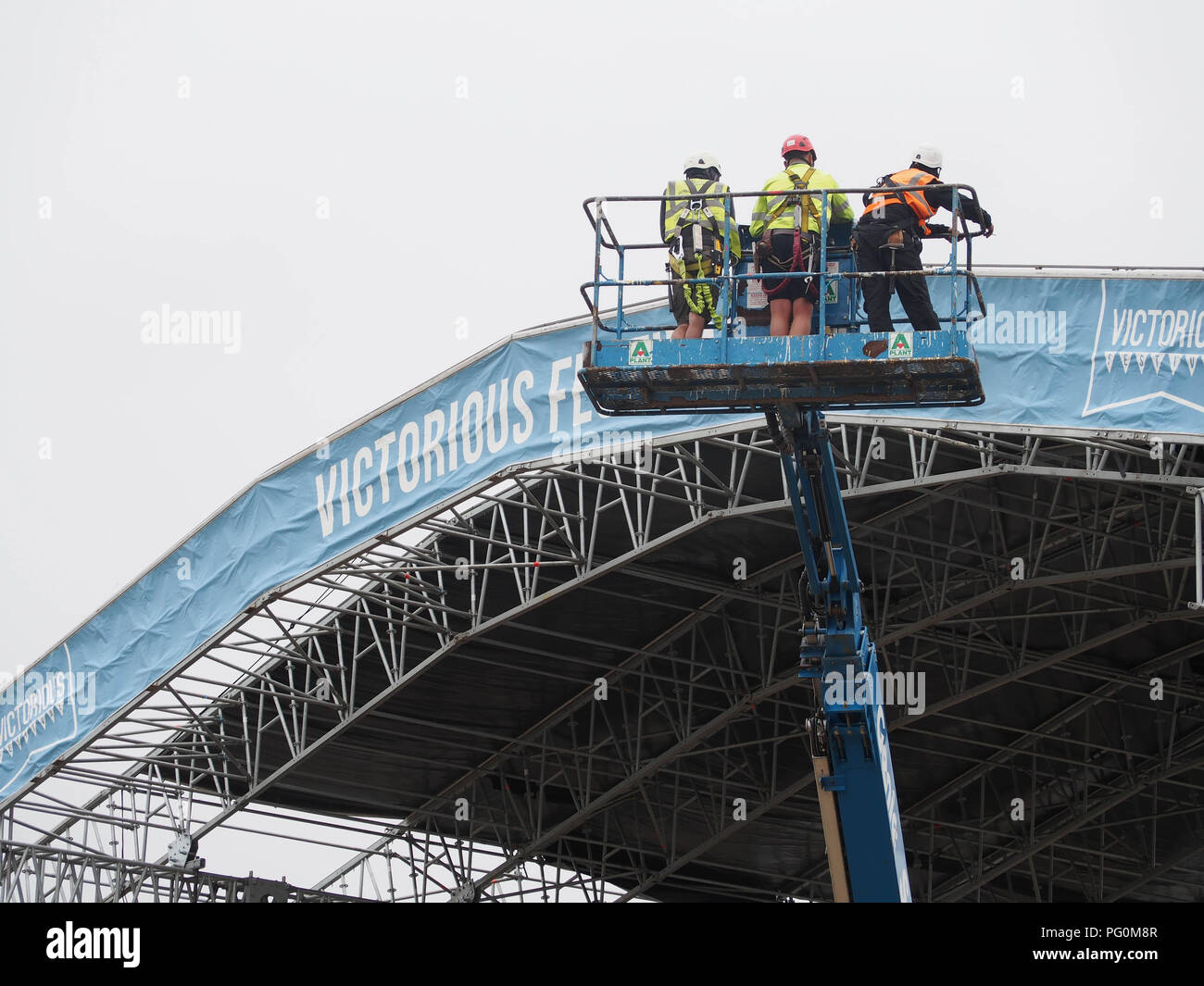 Stage crew hi-res stock photography and images - Alamy