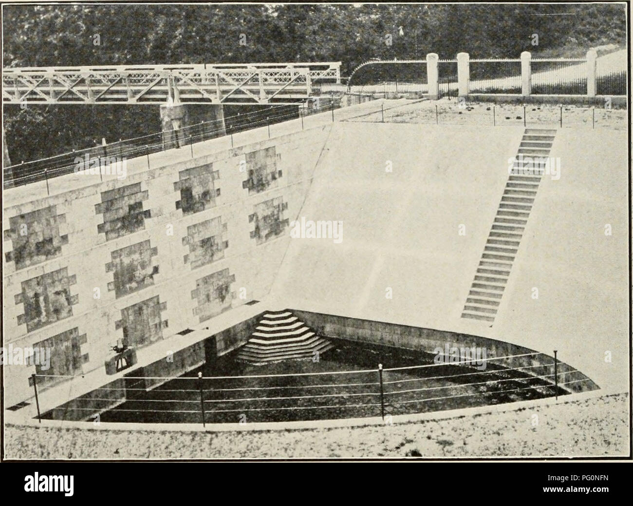 Canal de vento hi-res stock photography and images - Alamy