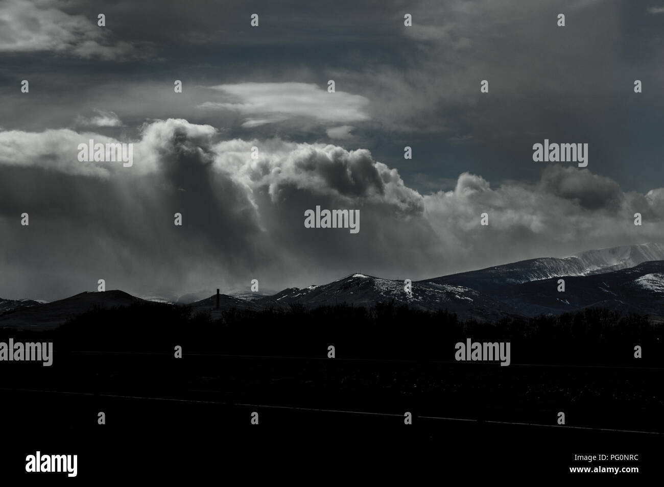 Rolling earth hi-res stock photography and images - Alamy