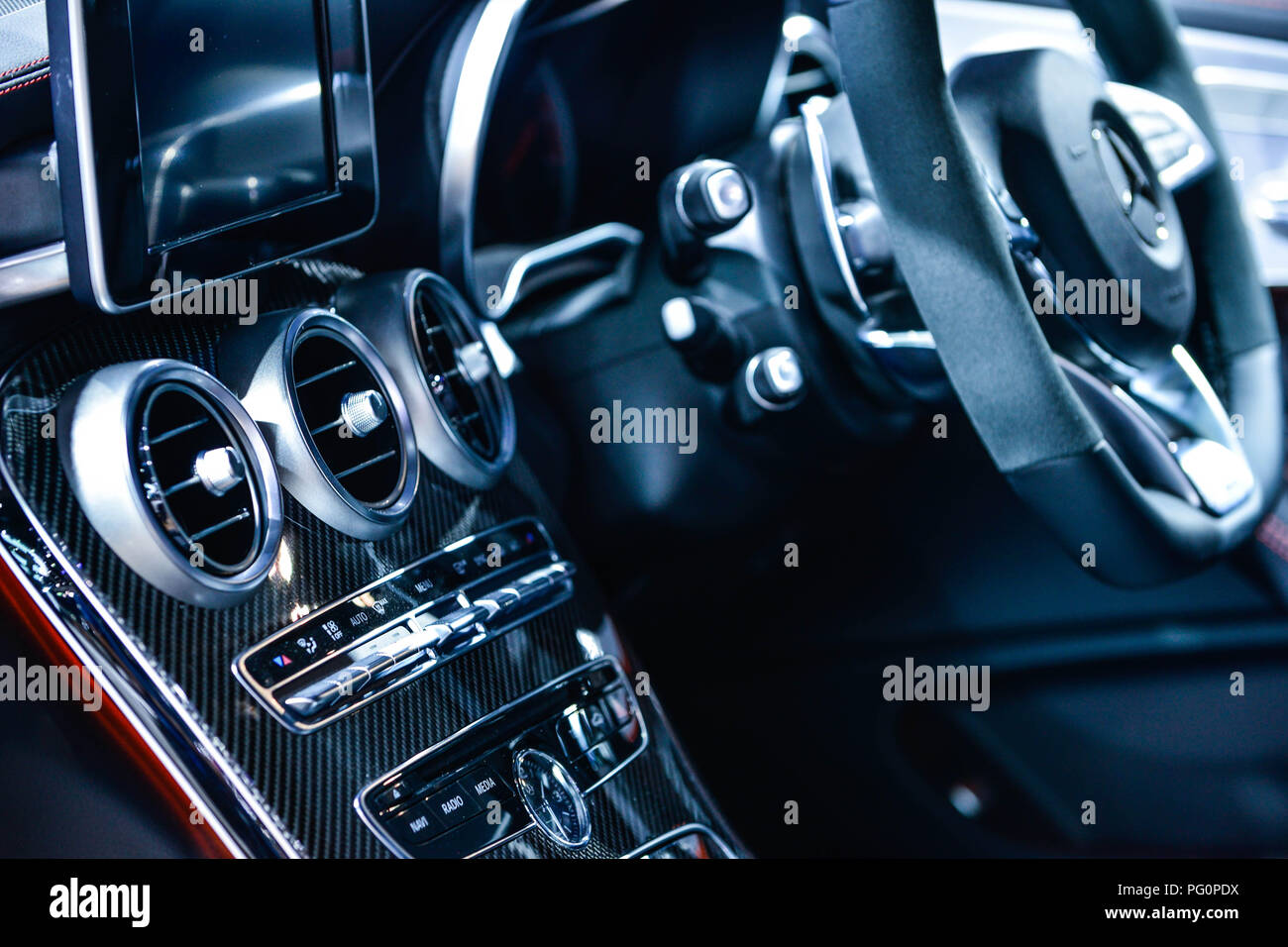 car ventilation system and air conditioning - details and controls of ...