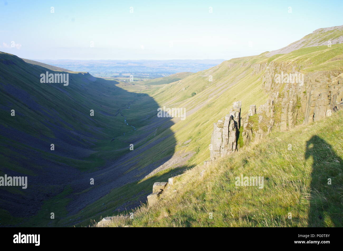 High Cup Nick. John o' groats (Duncansby head) to lands end. End to end ...