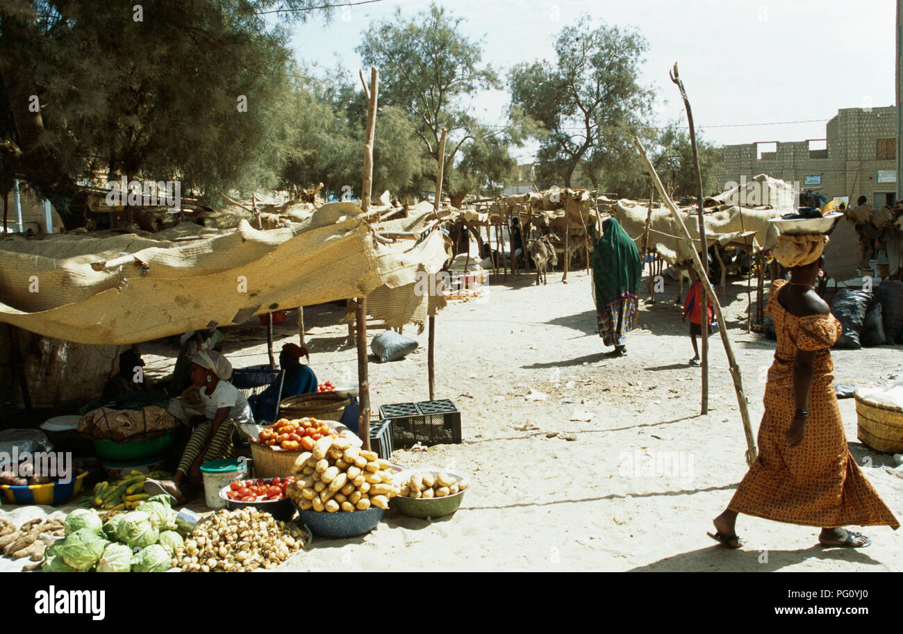Timbuktu the market hi-res stock photography and images - Alamy