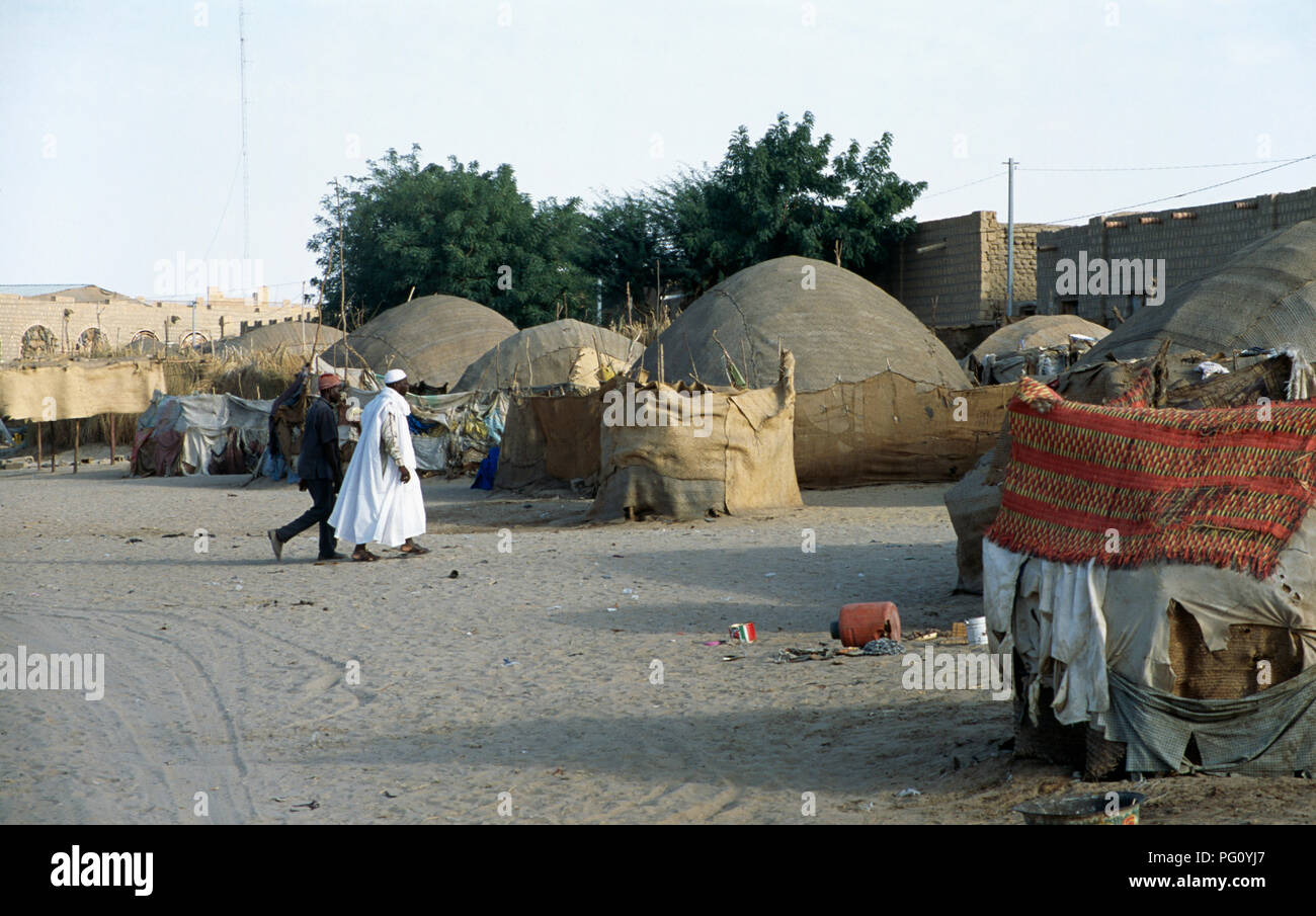 Bella (or Black Tamasheq) encampment in Timbuktu, Mali FOR EDITORIAL ...
