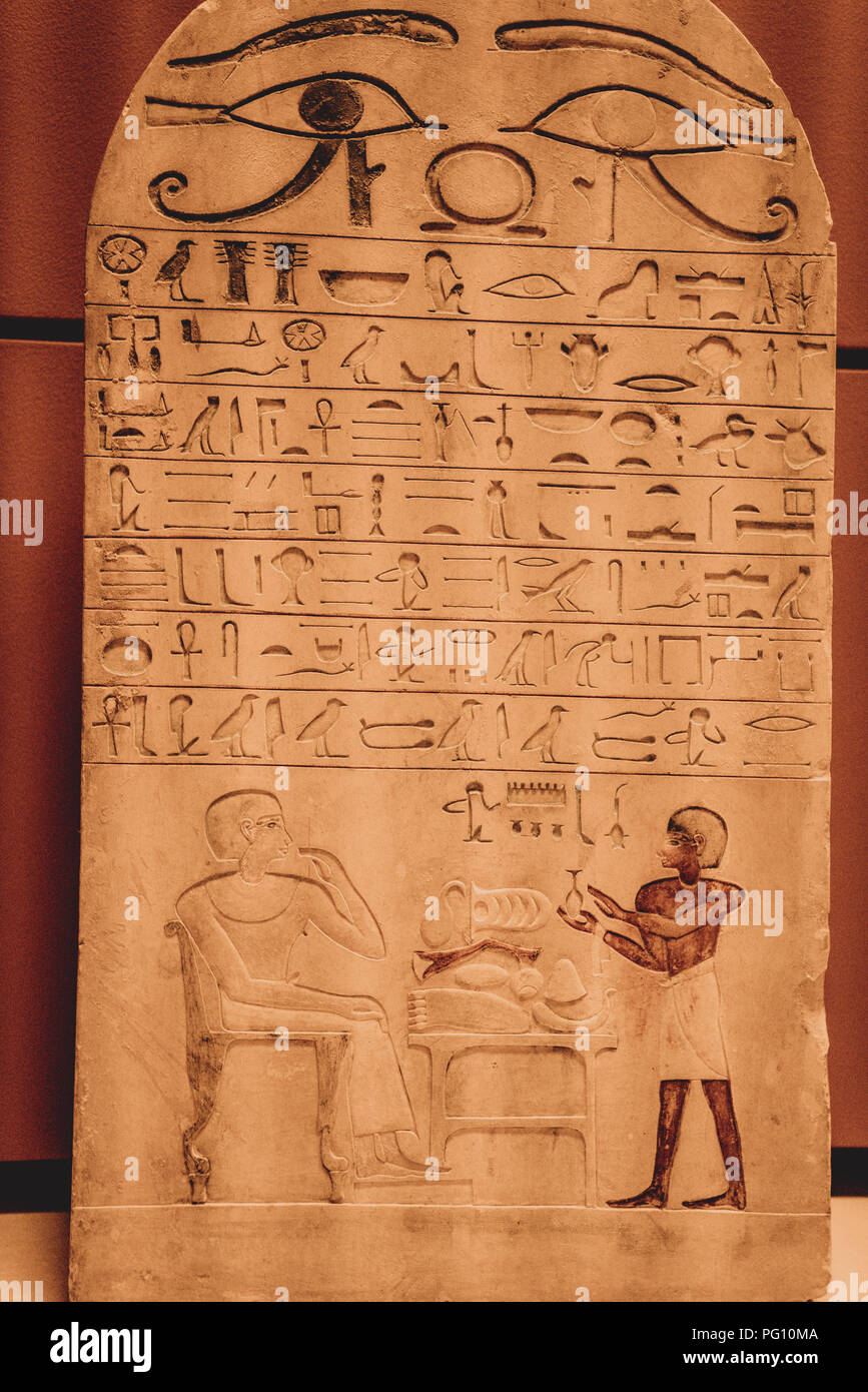 Egyptian hieroglyphics on pyramid hi-res stock photography and images ...