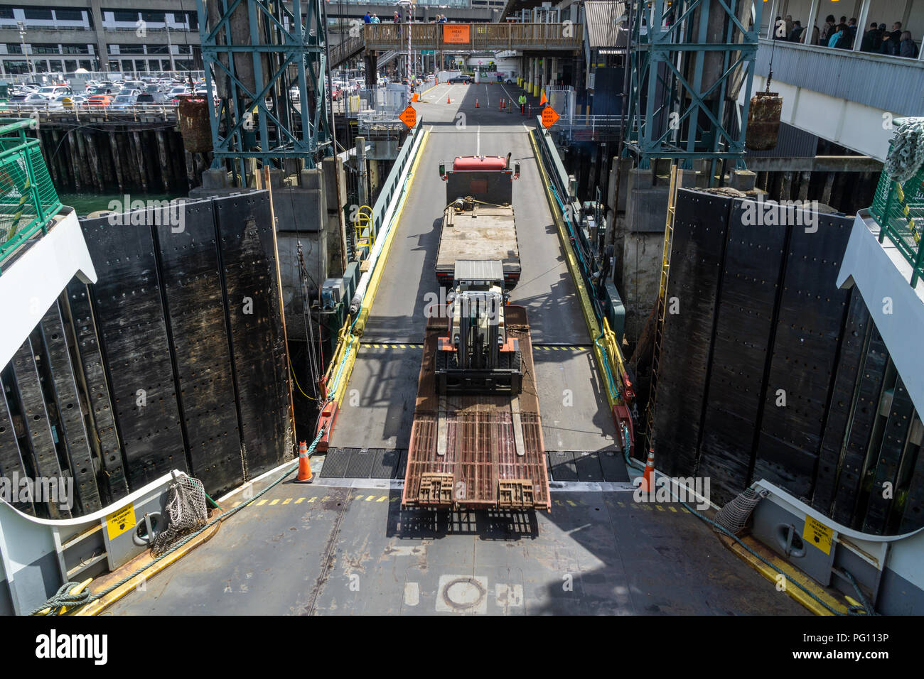 Bainbridge island ferry hi-res stock photography and images - Alamy