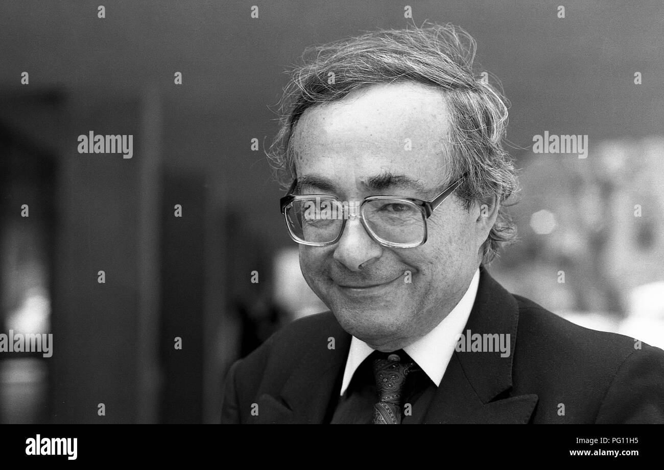 Georg steiner hi-res stock photography and images - Alamy