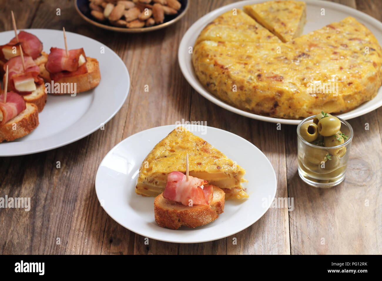 Spanish tapas pinchos hi-res stock photography and images - Alamy